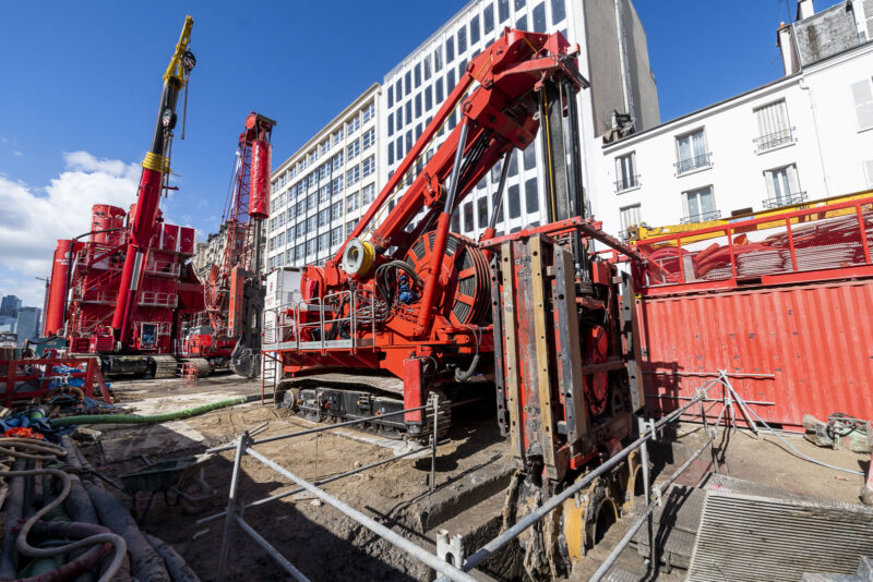 The diaphragm wall, a foundation and retaining solution