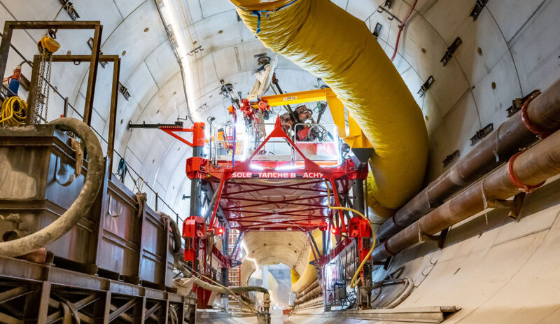 The soil-freezing technique to consolidate and seal soil