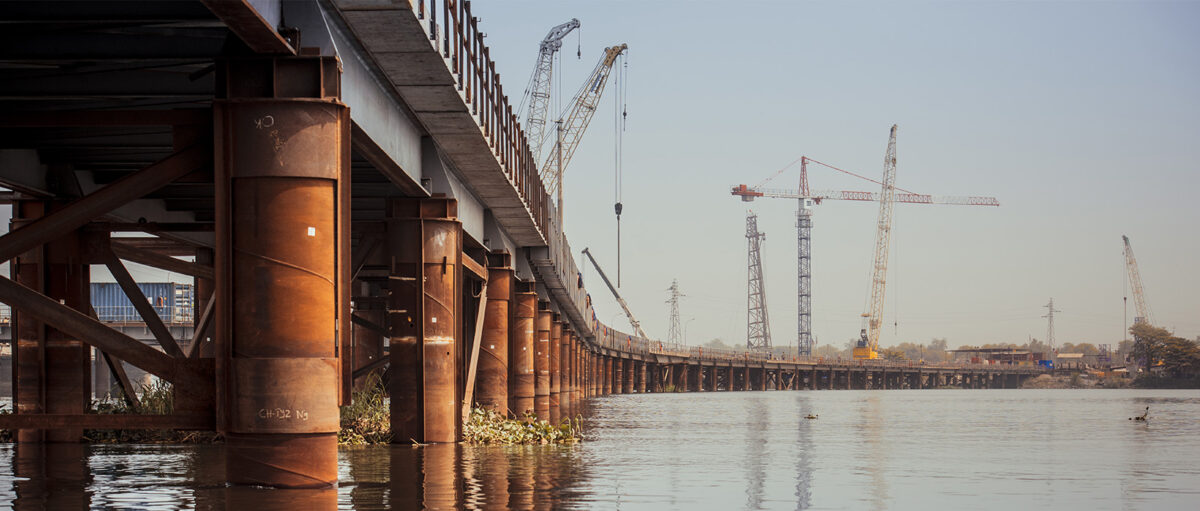 Bridge over the Wouri river, Cameroon - Soletanche Bachy
