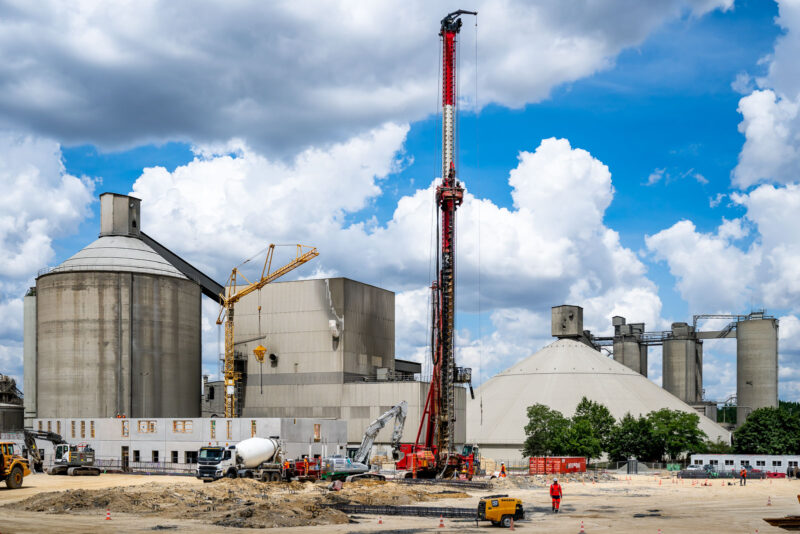 Airvault: des fondations pour une cimenterie plus écologique